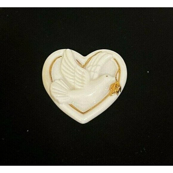 Lenox | Jewelry | Vintage Lenox Porcelain Dove Of Peace Heart Shaped ...